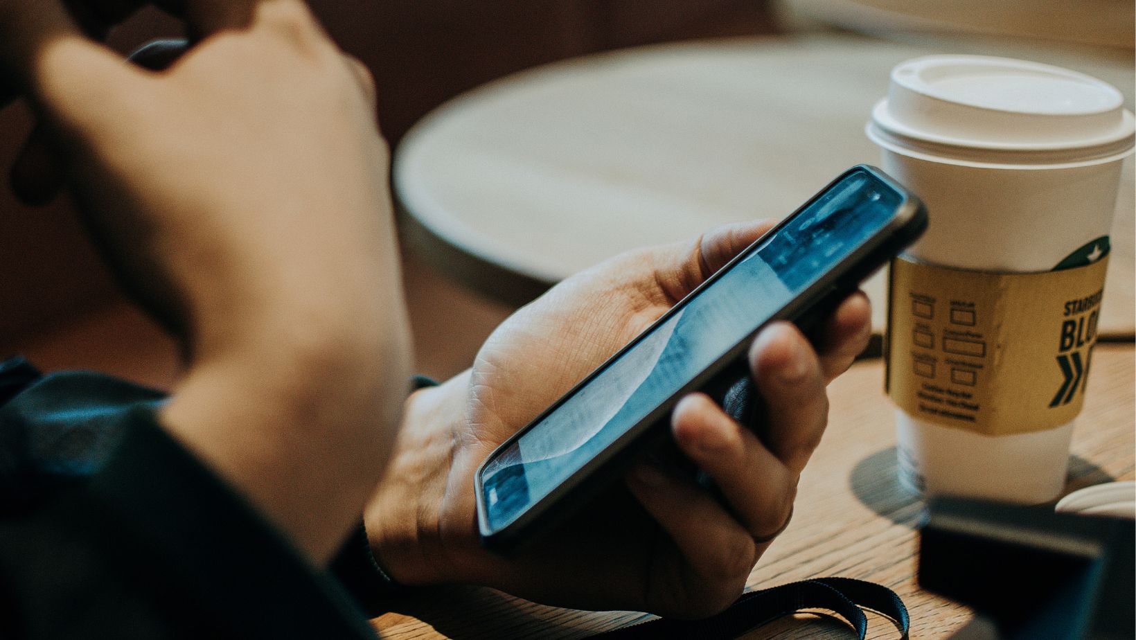 Types & Tips for Useful Mobile Apps for Travel